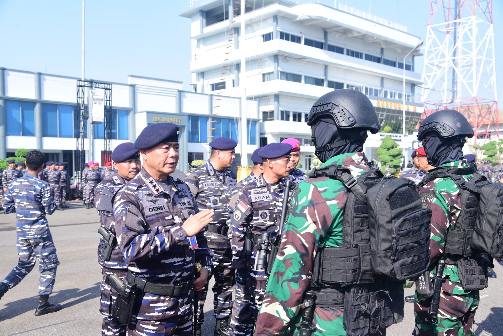 Marinir TNI AL Siap Bina Anak Masuk Barak di Jawa Barat: Membangun ...
